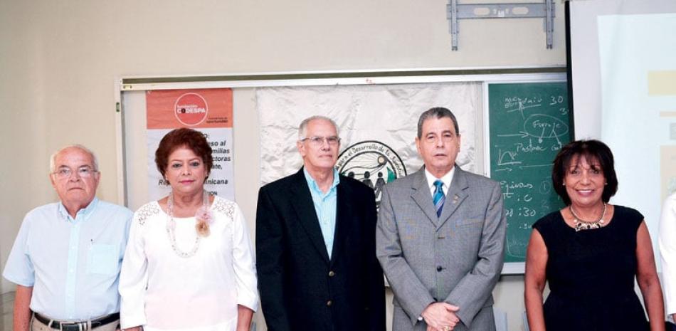 Efraín Baldrich, Emma Mota, Franklin Ynoa, Guillermo Villanueva y ...