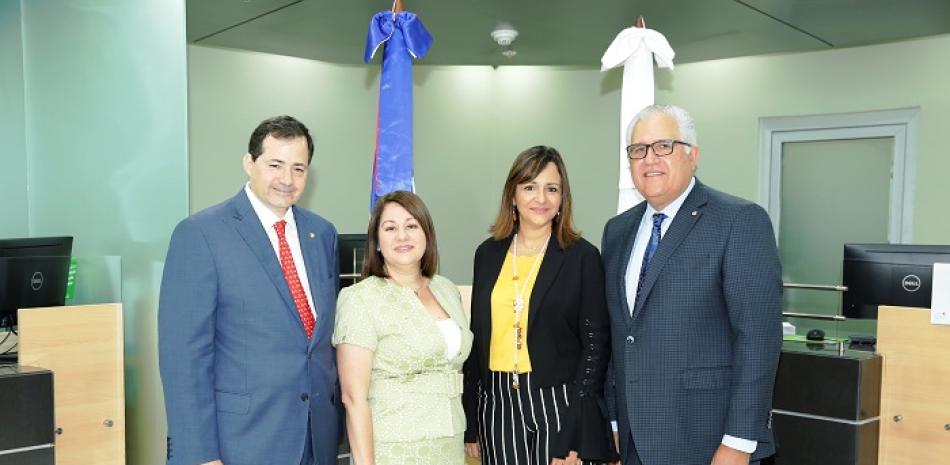 Steven Puig, María Isabel Mancebo, Josefina González y Luis Lembert.