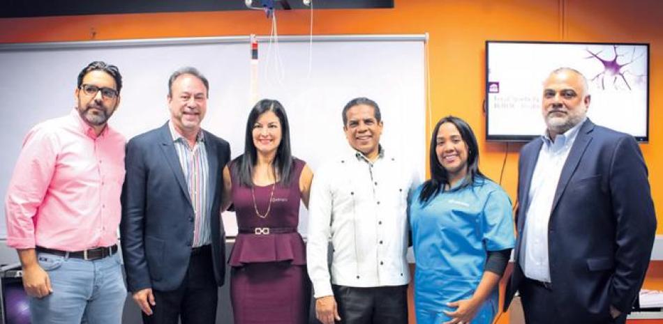 Equipo. Francisco Bentz Brugal, Edwardo Ramos, Zulmarie Vicenty ...