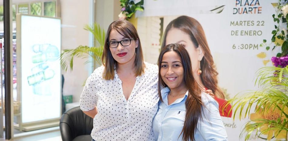 Claritza Rivas y Luisa Almonte.
