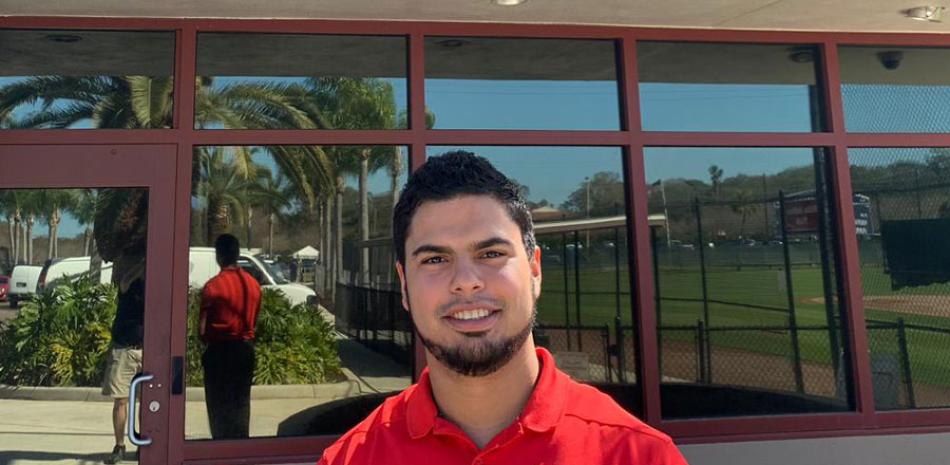 Edwin Soto es parte integral de su equipo de operaciones de beisbol.