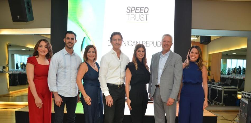 Cristina Morillo, Tony Bernal, Ivonne D. Arrollo Martínez, Antony ...