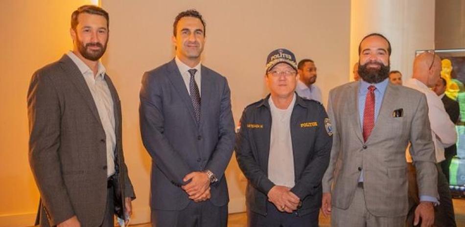 Alexander Polit, Rodrigo Farach, General Masunaga y Pedro Manuel Casals.