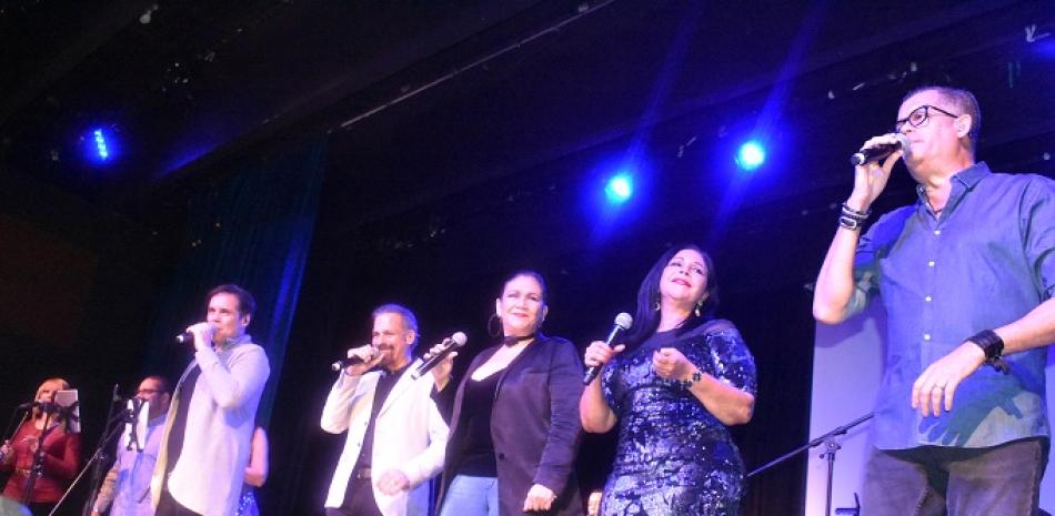 El artista dominicano se hará acompañar de amigos invitados como ...