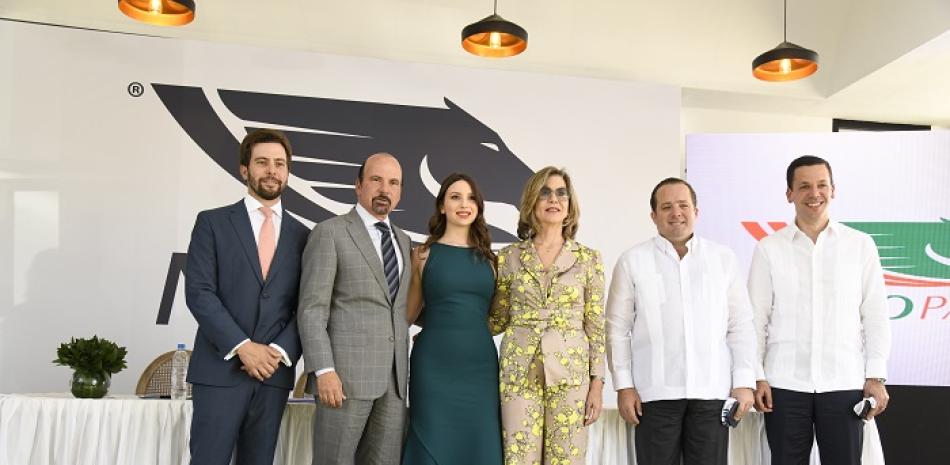 Luis José Asilis Cortina, Luis José Asilis, Beatriz Asilis, Rosa ...