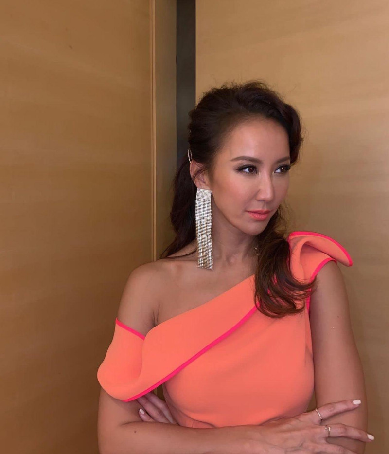 "¿Quien fue Coco Lee, la artista que le dio voz a "Mulan" en mandarín y ...