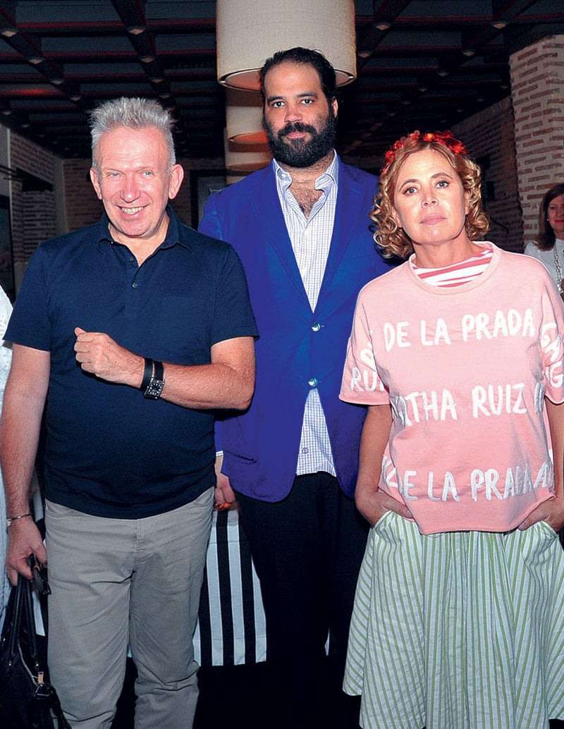 Jean Paul Gaultier, Juan Vicini y Agatha Ruiz de la Prada.