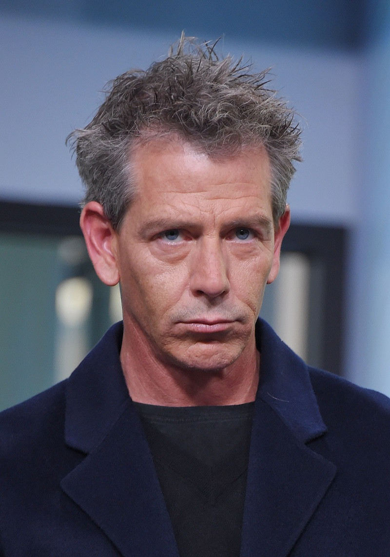Ben Mendelsohn, el villano de moda, se atreve con Jorge VI en "Darkest ...