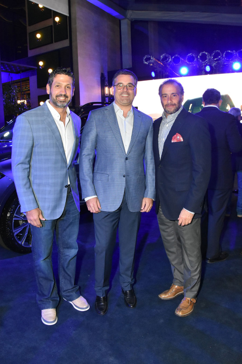 Alberto Miyar, Alejandro Zeller y Laurence Hazoury.