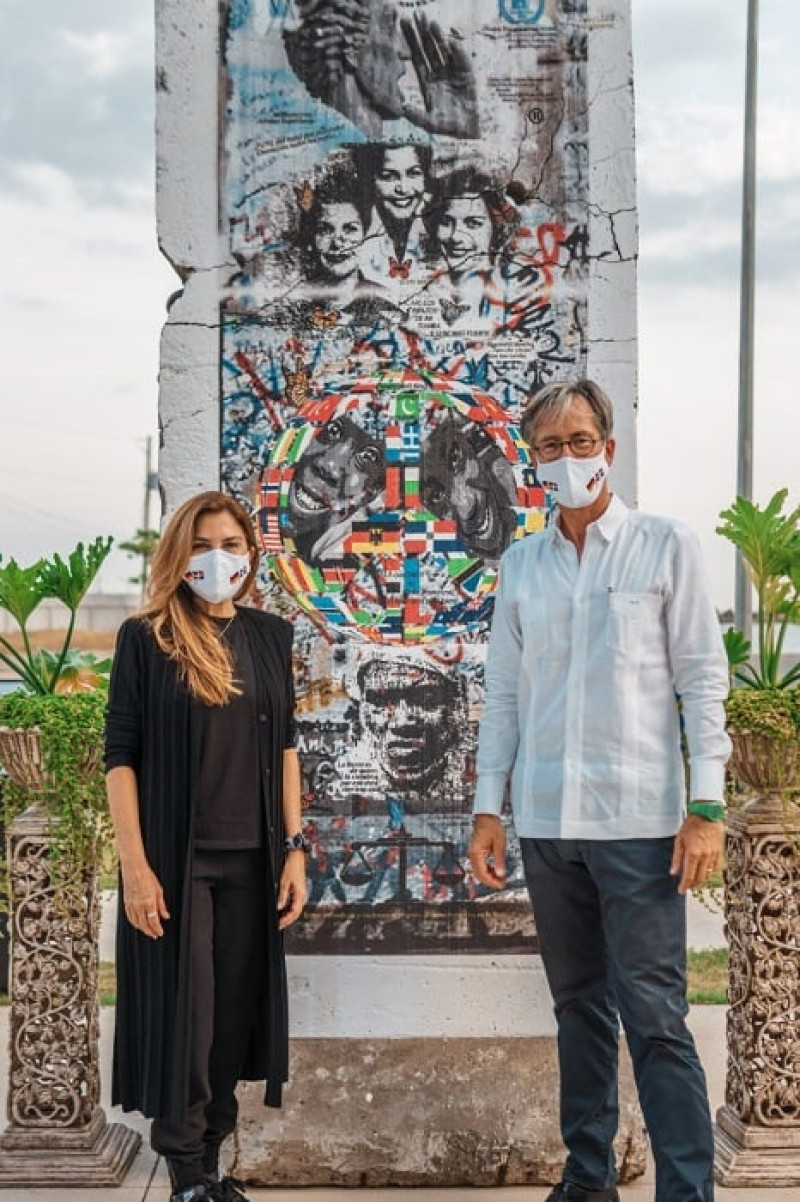 Carolina Mejía y Volker Pellet.