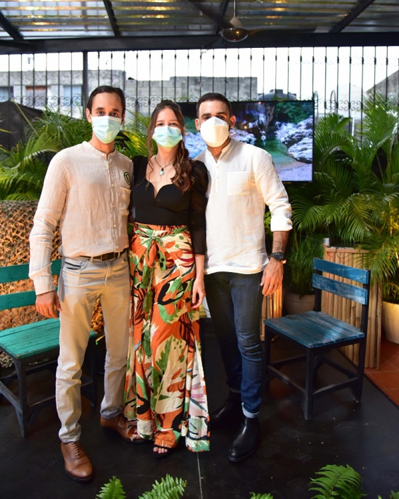 Nicolás Bera, Michelle Arthur y Giancarlo Frías.