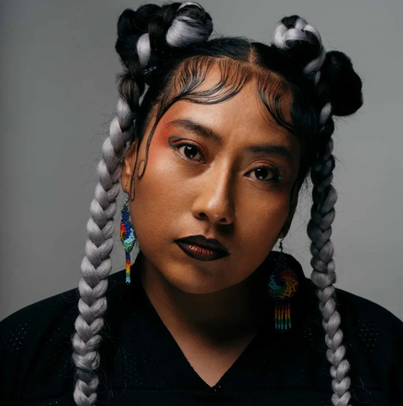 Rapera Mare Advertencia.