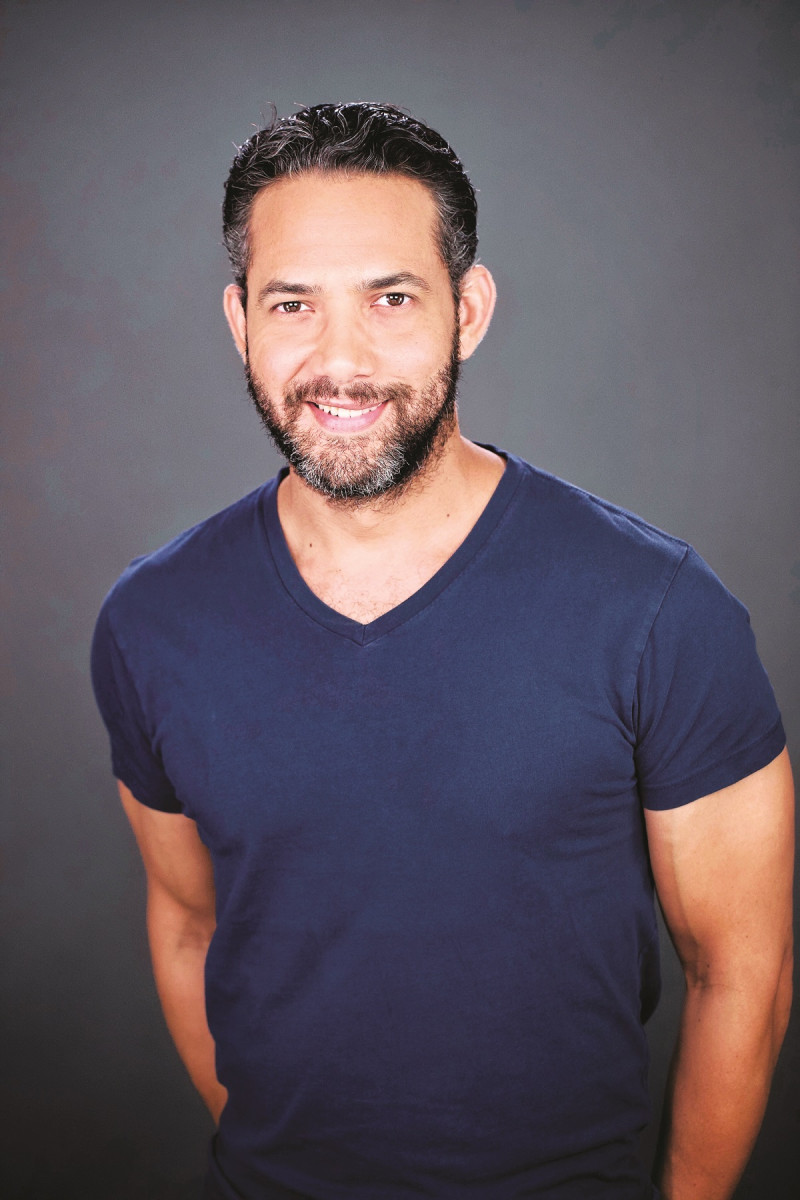 "Sergio Carlo atribuye a "chismes" separación de su esposa, se muda de ...