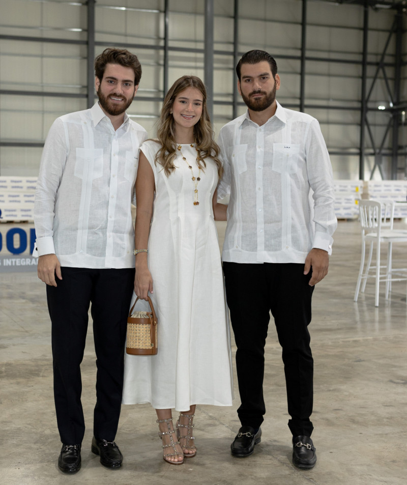 "Mardom abre las puertas de su nuevo almacén logístico"| Listín Diario