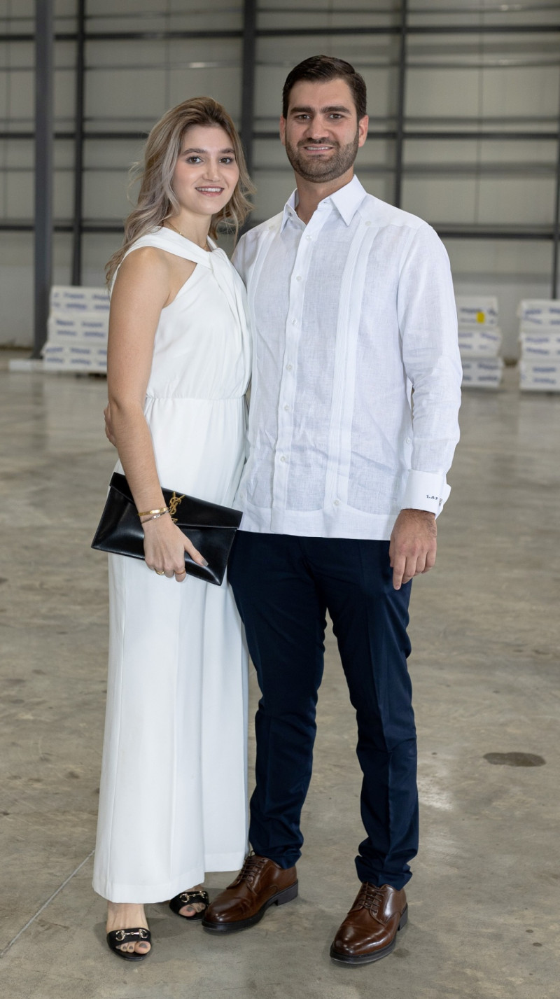 "Mardom abre las puertas de su nuevo almacén logístico"| Listín Diario